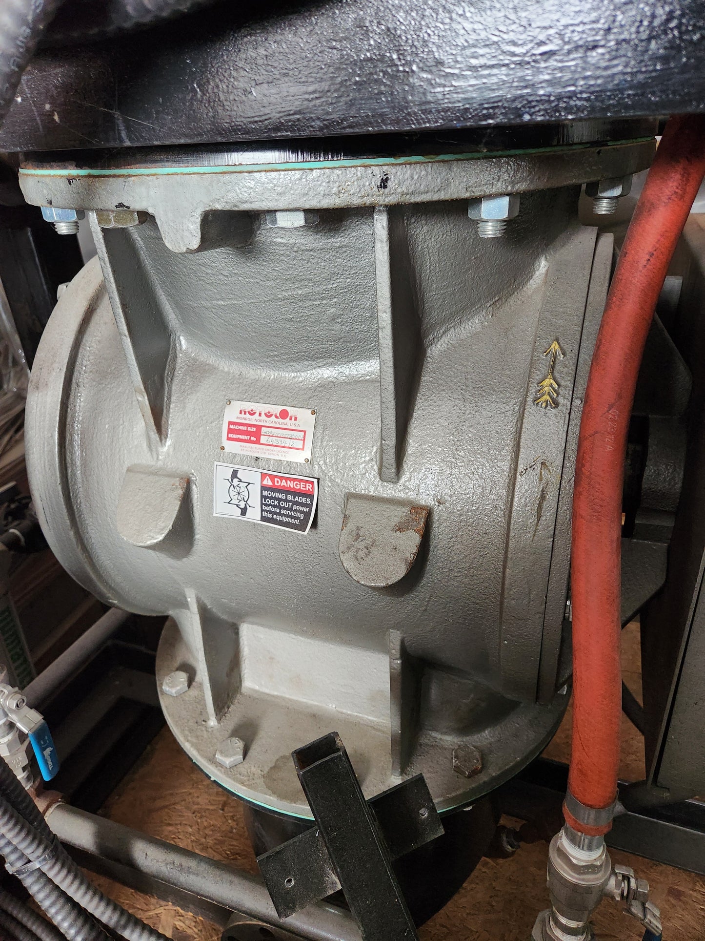 Rotolok 18" Air Lock Assembly on Stand with Pneumatic Pulsing System ...