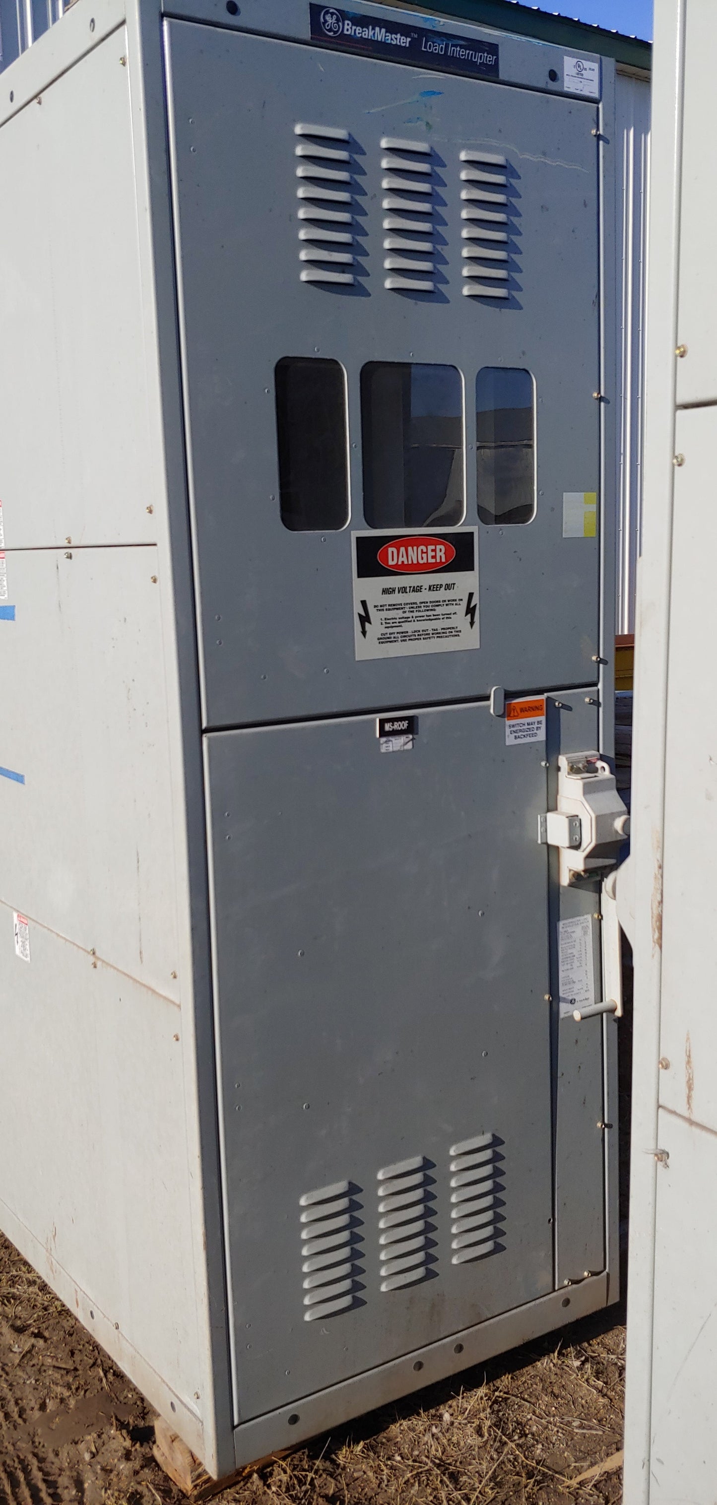 5 KV, 600 Amp GE Breakmaster Load Interrupter enclosed disconnect swit ...