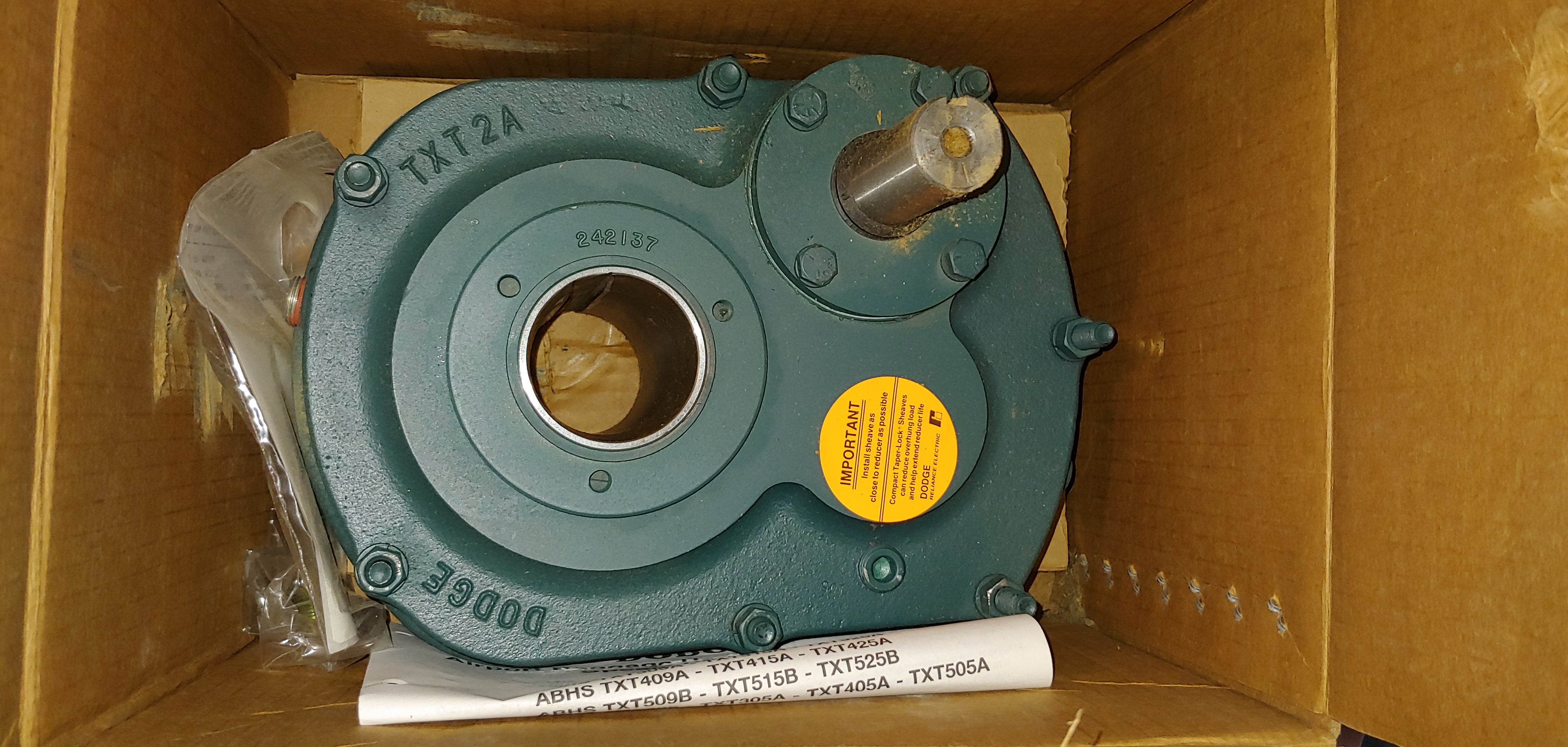 Dodge Gear Drive TXT 2A Torque-Arm Speed Reducer, ABHS215 -37, Ratio 1 ...